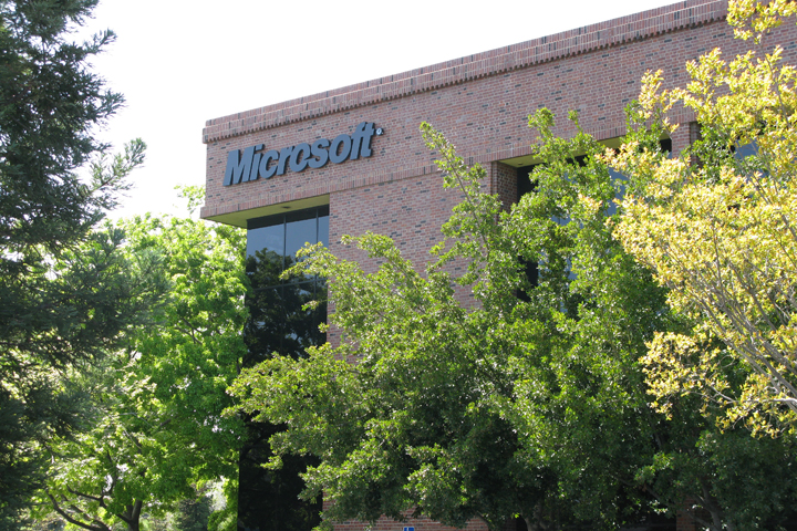 Microsoft - Corporate Signs Systems