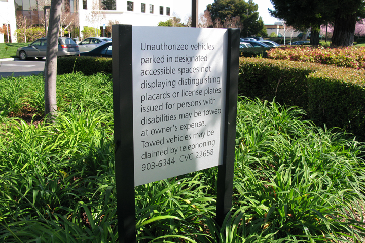 Microsoft - Corporate Signs Systems